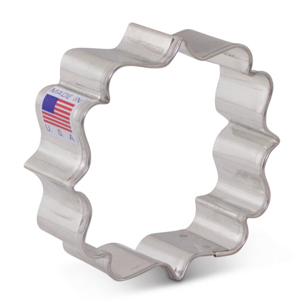 Add Elegance to Your Baking: Small Square Scalloped Cookie Cutter ...